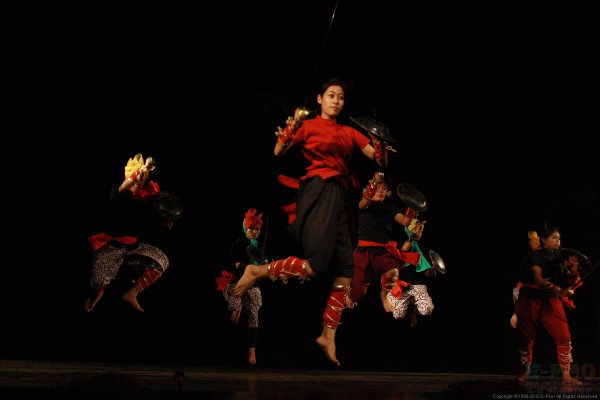 Thang Ta Wallpaper 2012 Part 12