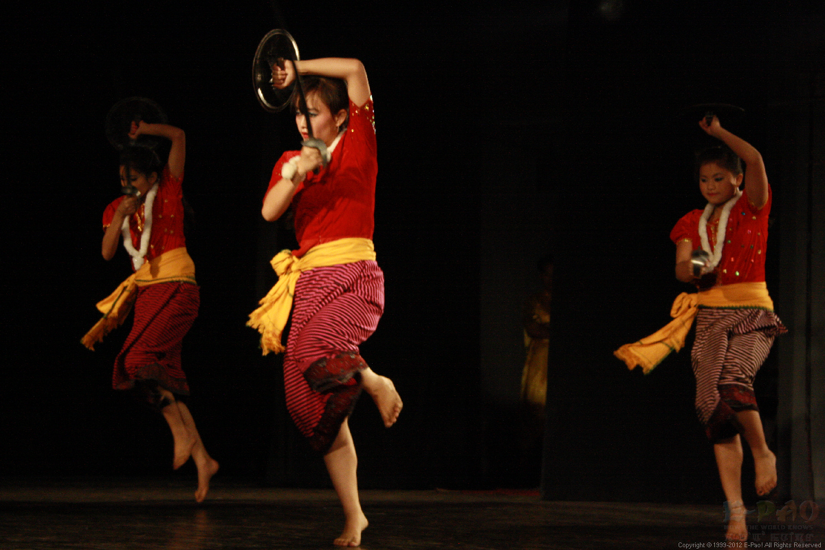 Thang Ta Wallpaper 2012 Part 3